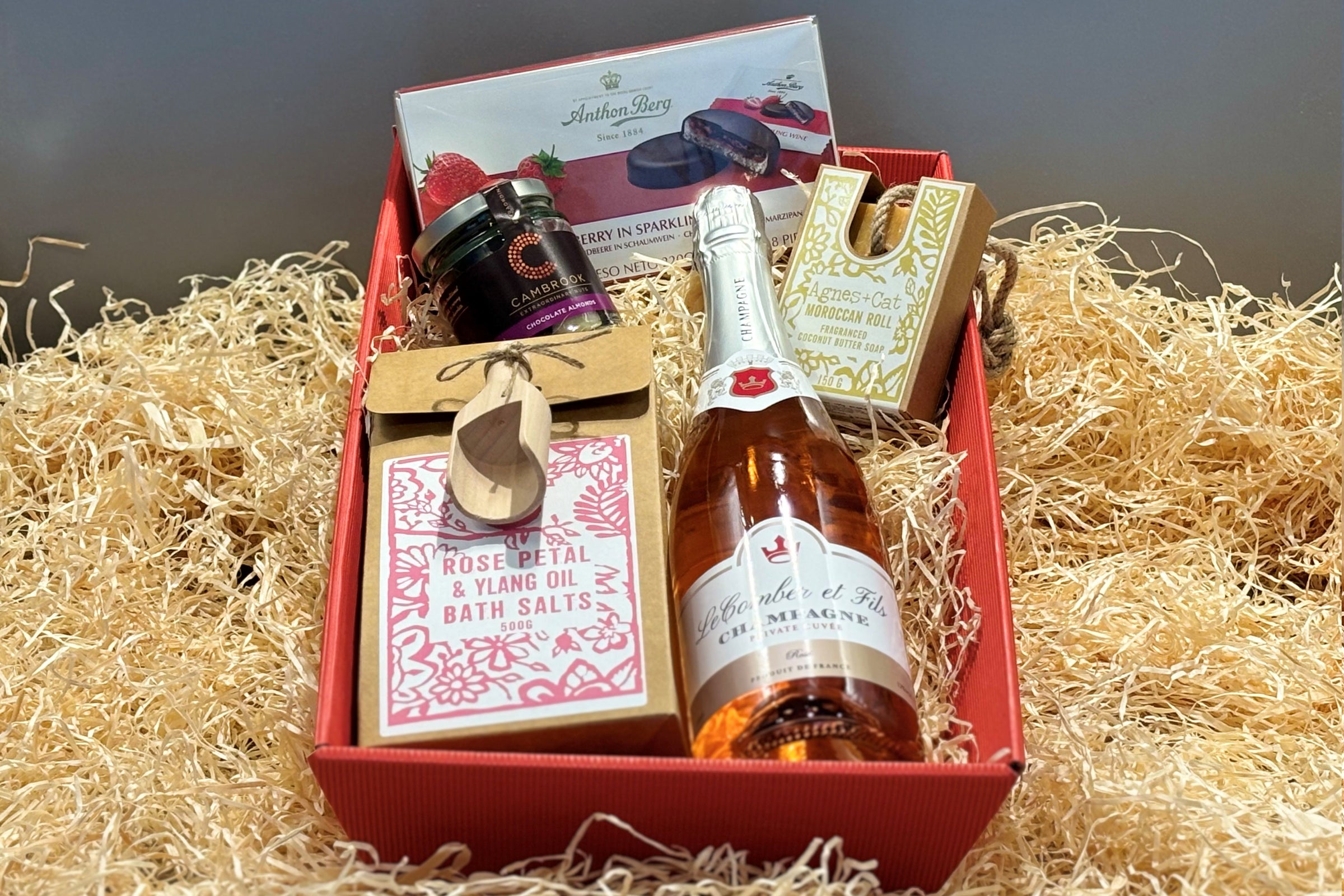 Sip 'n' Spa | Hampers by Frisky Partridge